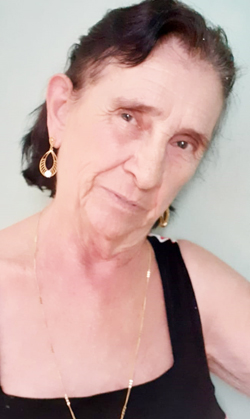 Informo o falecimento de: MARIA HELENA BARBOZA